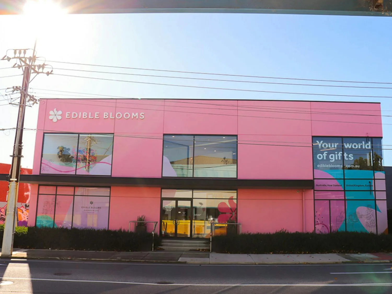 Edible Blooms AU: Where Gifting Meets Delight - Classics Trend